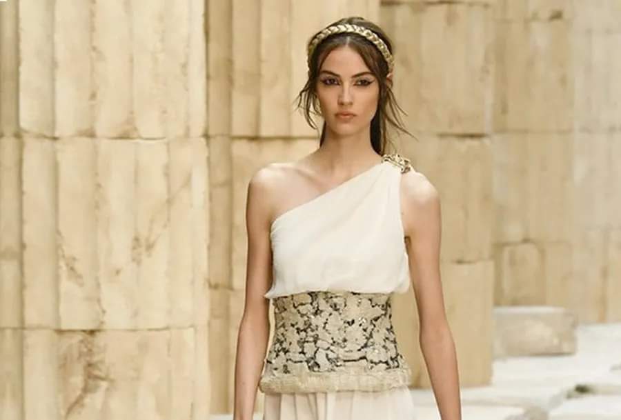 Σύζυγοι, εταίρες, δούλες και πόρνες - elora.gr