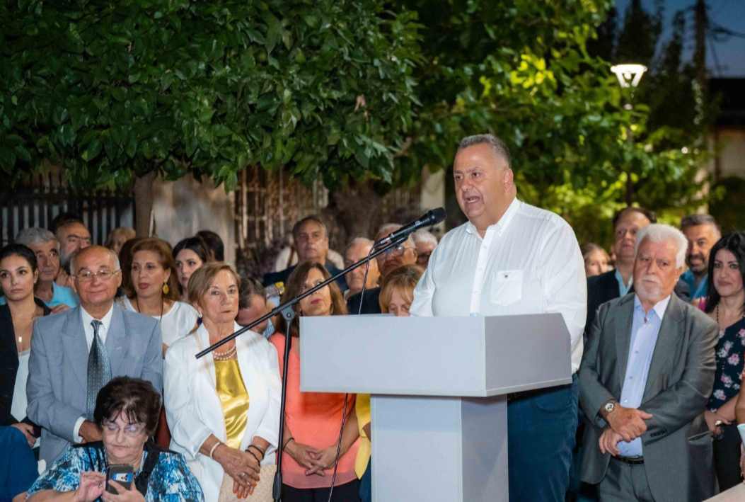 ΧΑΝΕΙ Ο ΒΟΥΡΟΣ ΣΤΗΝ ΝΕΑ ΦΙΛΑΔΕΛΦΕΙΑ, ΠΑΕΙ ΓΙΑ ΔΗΜΑΡΧΟΣ Ο ΓΙΑΝΝΗΣ ...