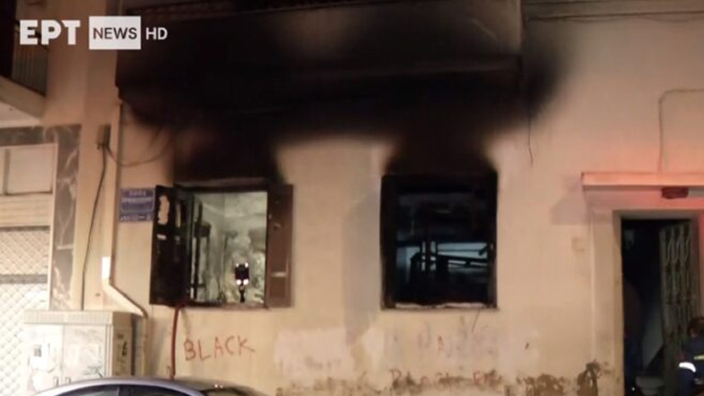 Φωτιά σε εγκαταλελειμμένο σπίτι στα Πατήσια - elora.gr